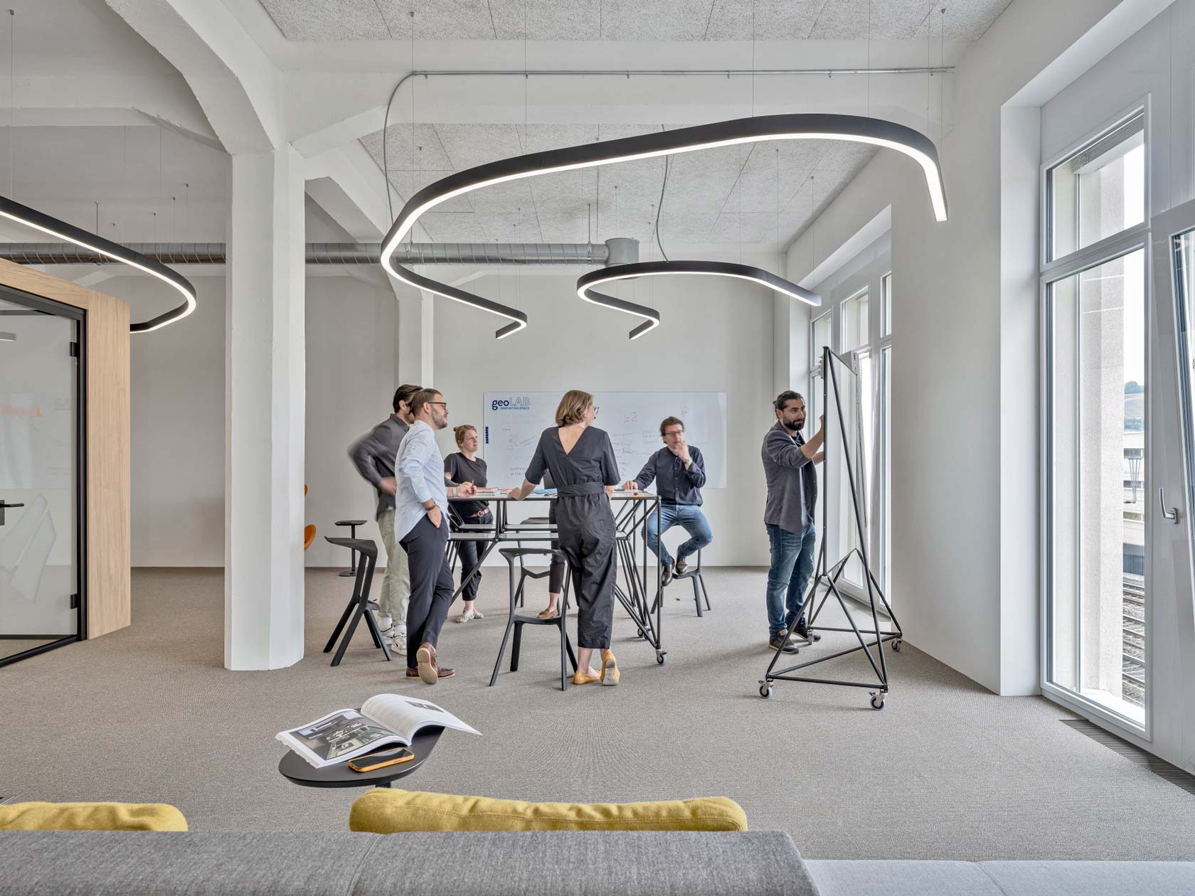 Studio Z20 AG Workplace Architecture — geoPro Suisse – Lenzburg