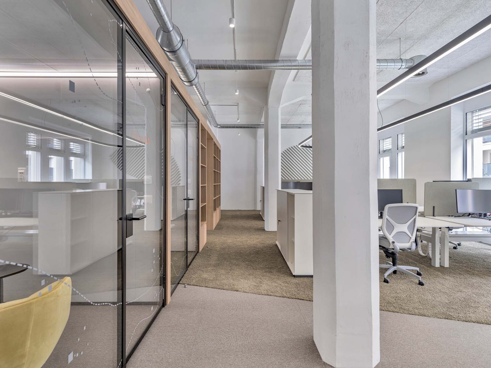 Studio Z20 AG Workplace Architecture — geoPro Suisse – Lenzburg